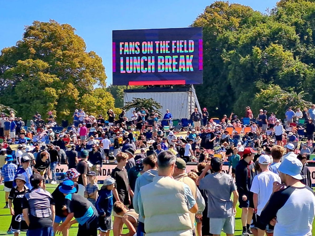 Fans On The Field | New Zealand | Australian Cricket Tours